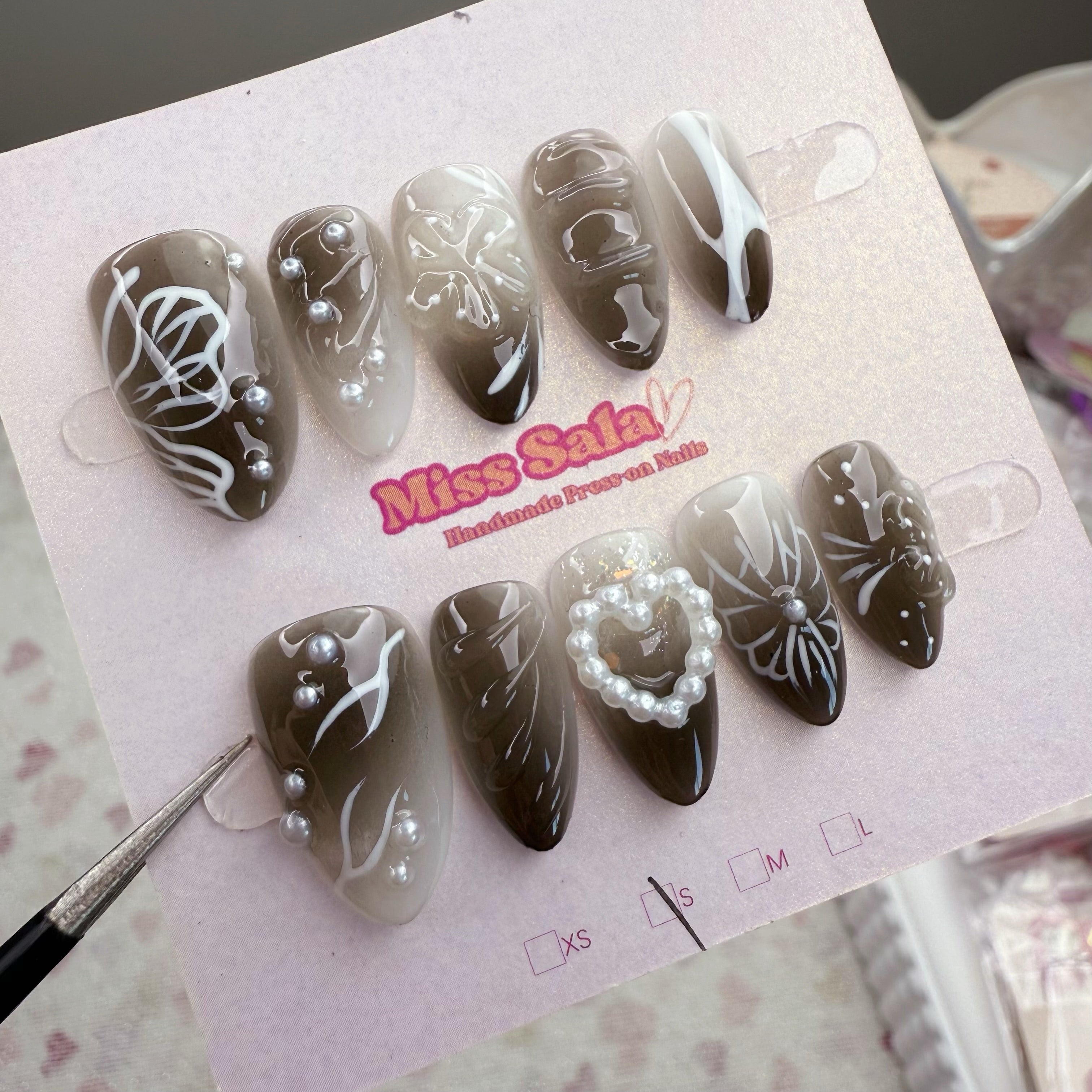 Obsidian Sky – Miss Sala Nails