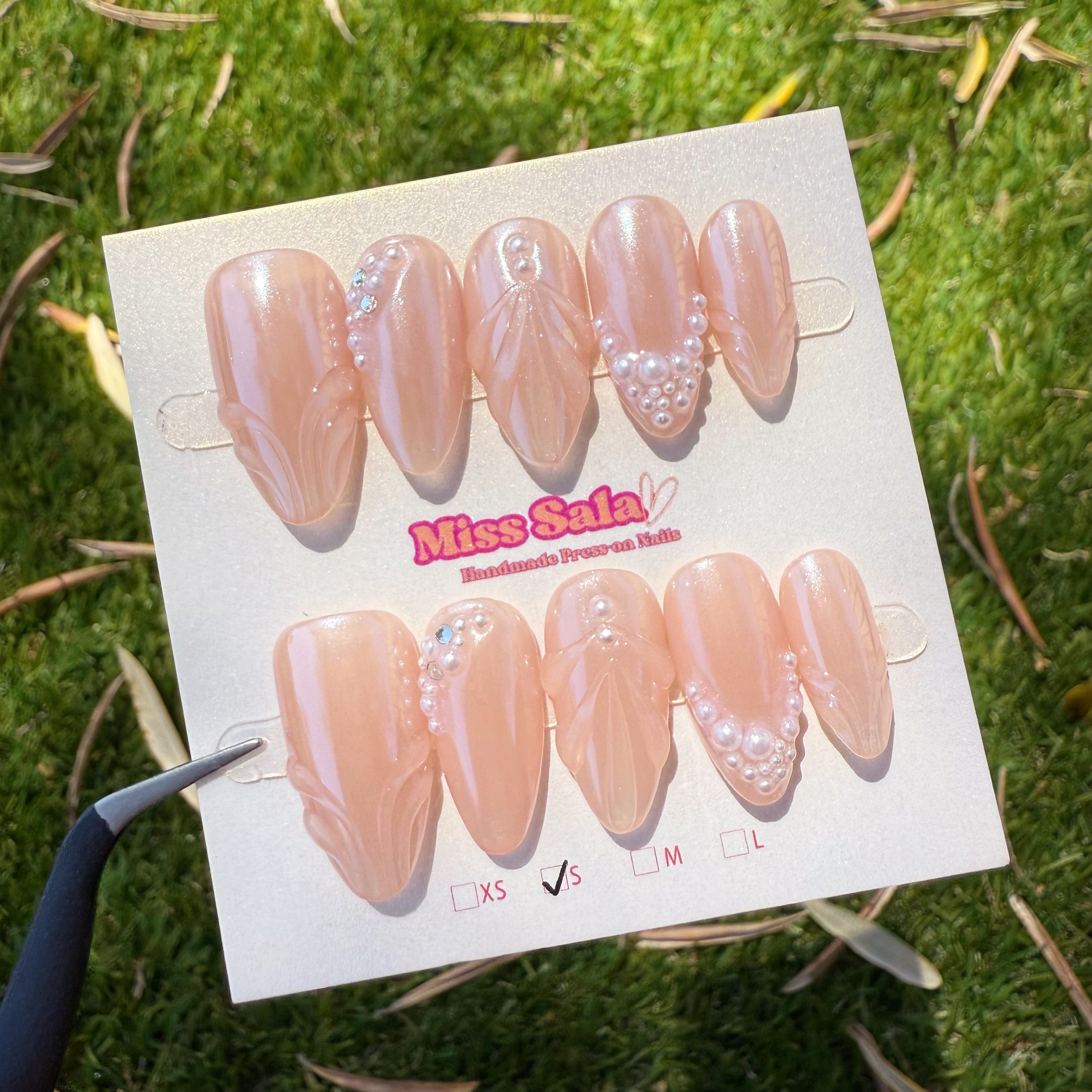 Charming Lady – Miss Sala Nails